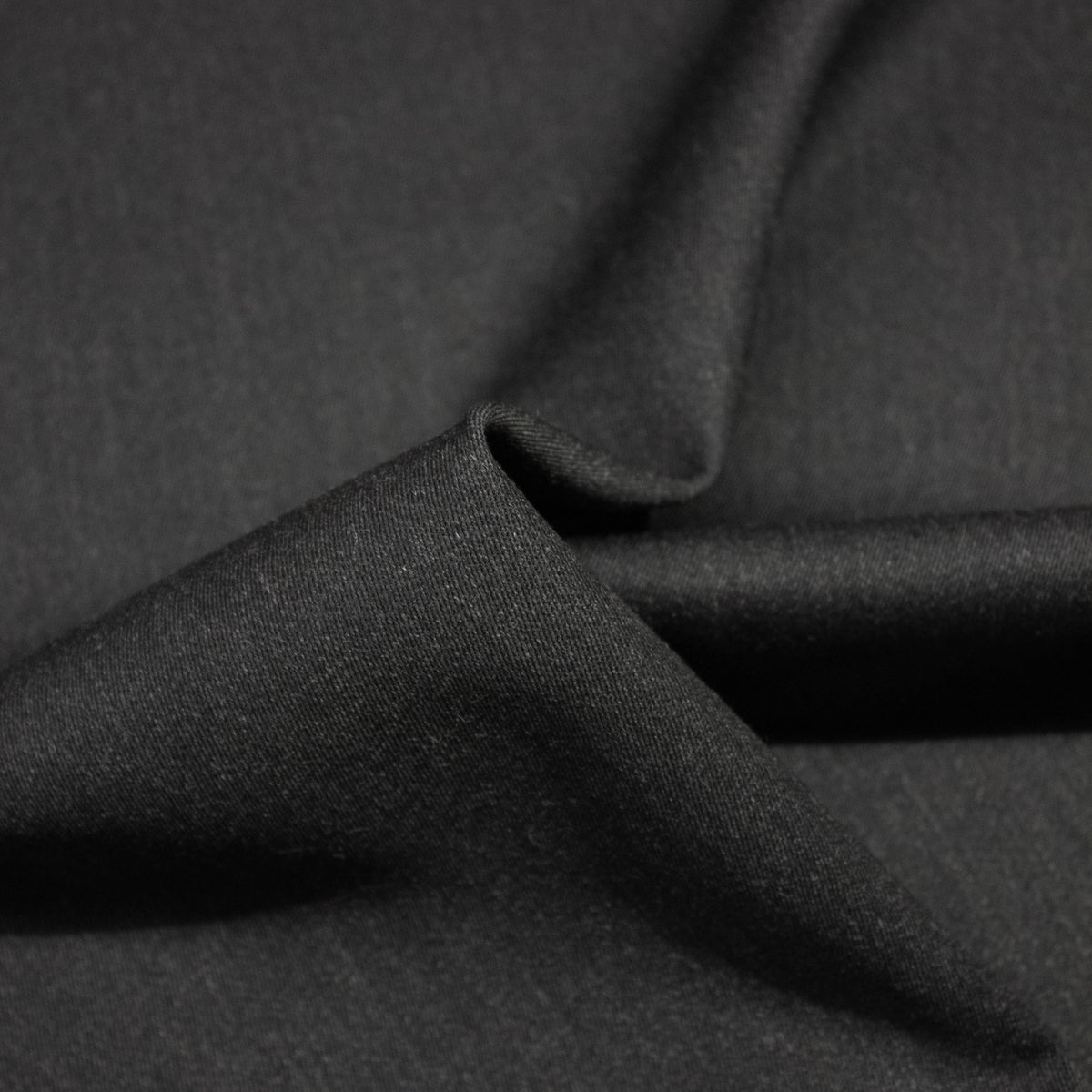 Moor Dark Grey Wool Suiting SHOWROOM SAMPLE 34CM X 60CM | THE FABRIC SALES