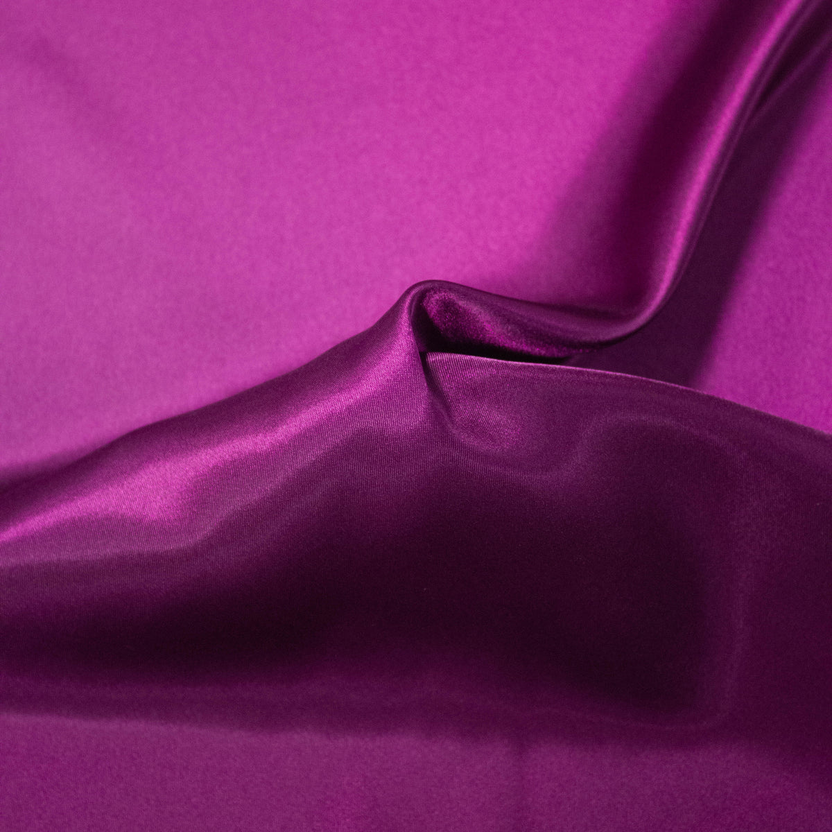 Tendis Cardinal Purple Polyester Satin Fabric SHOWROOM SAMPLE 34CM X 6 ...