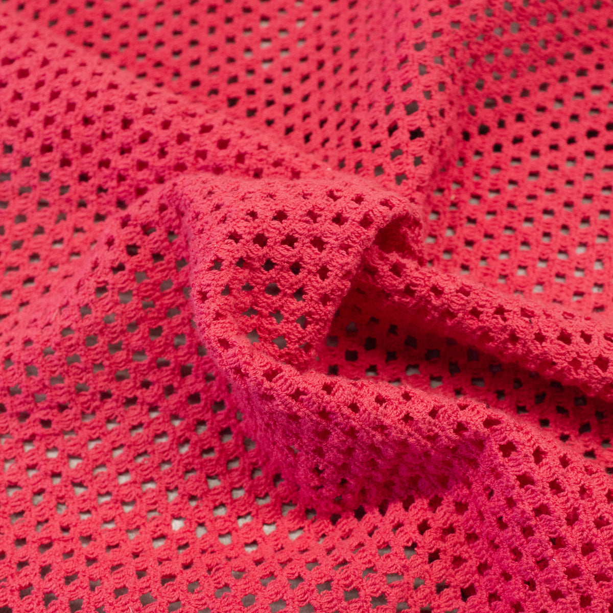 Ben Fuchsia PolyCotton Netting Fabric | THE FABRIC SALES